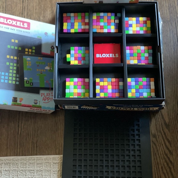 Bloxels by Mattel | Toys | Bloxels Build Your Own Video Games Board ...